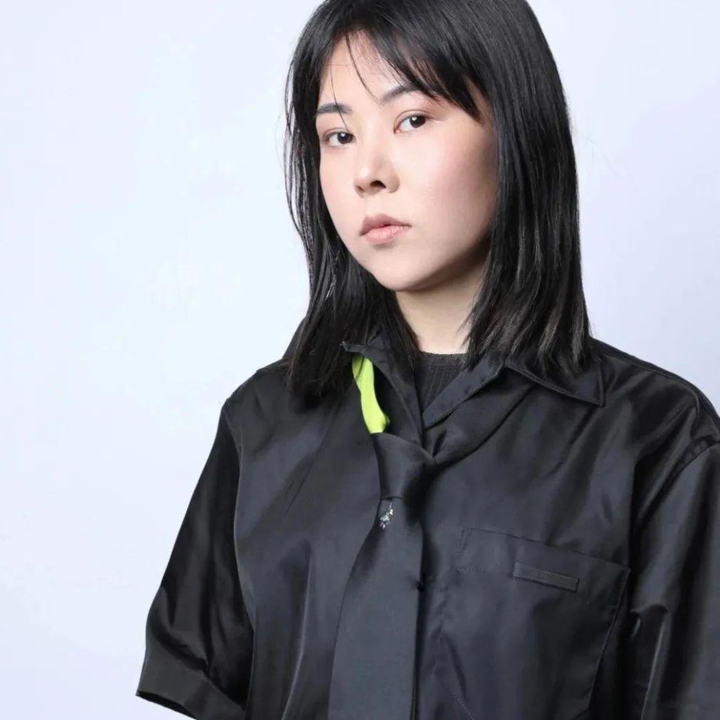 Hua Wang's Art For Sale, Exhibitions & Biography | Ocula Artist