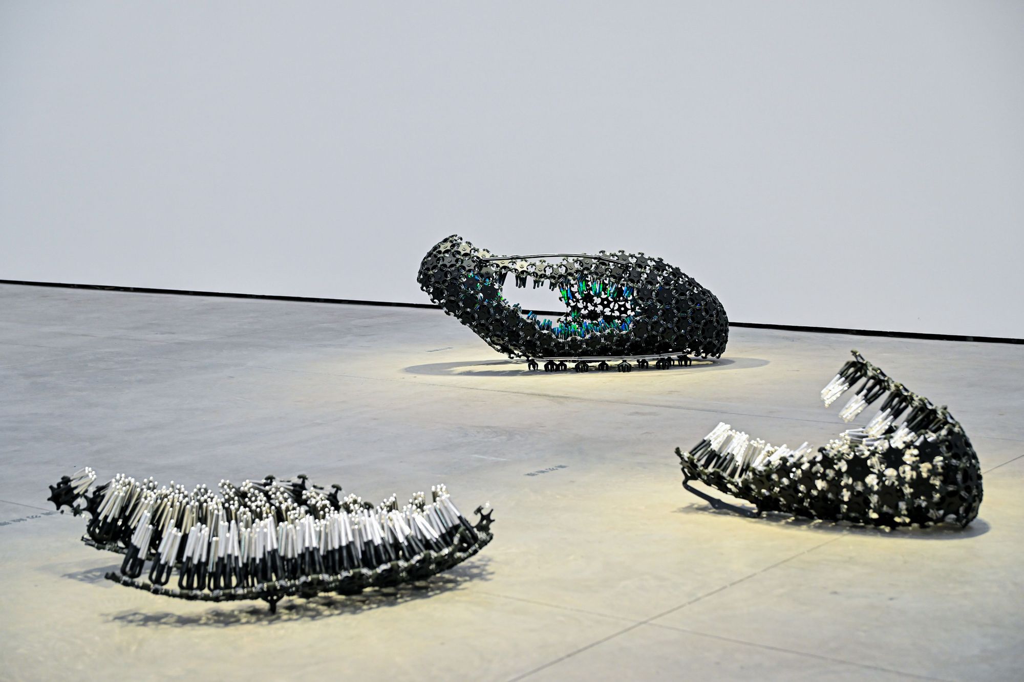 Yunchul Kim, 'Elliptical Dipole: Visceral Particles and Sorcerous Flows' at 798CUBE Art Museum ...