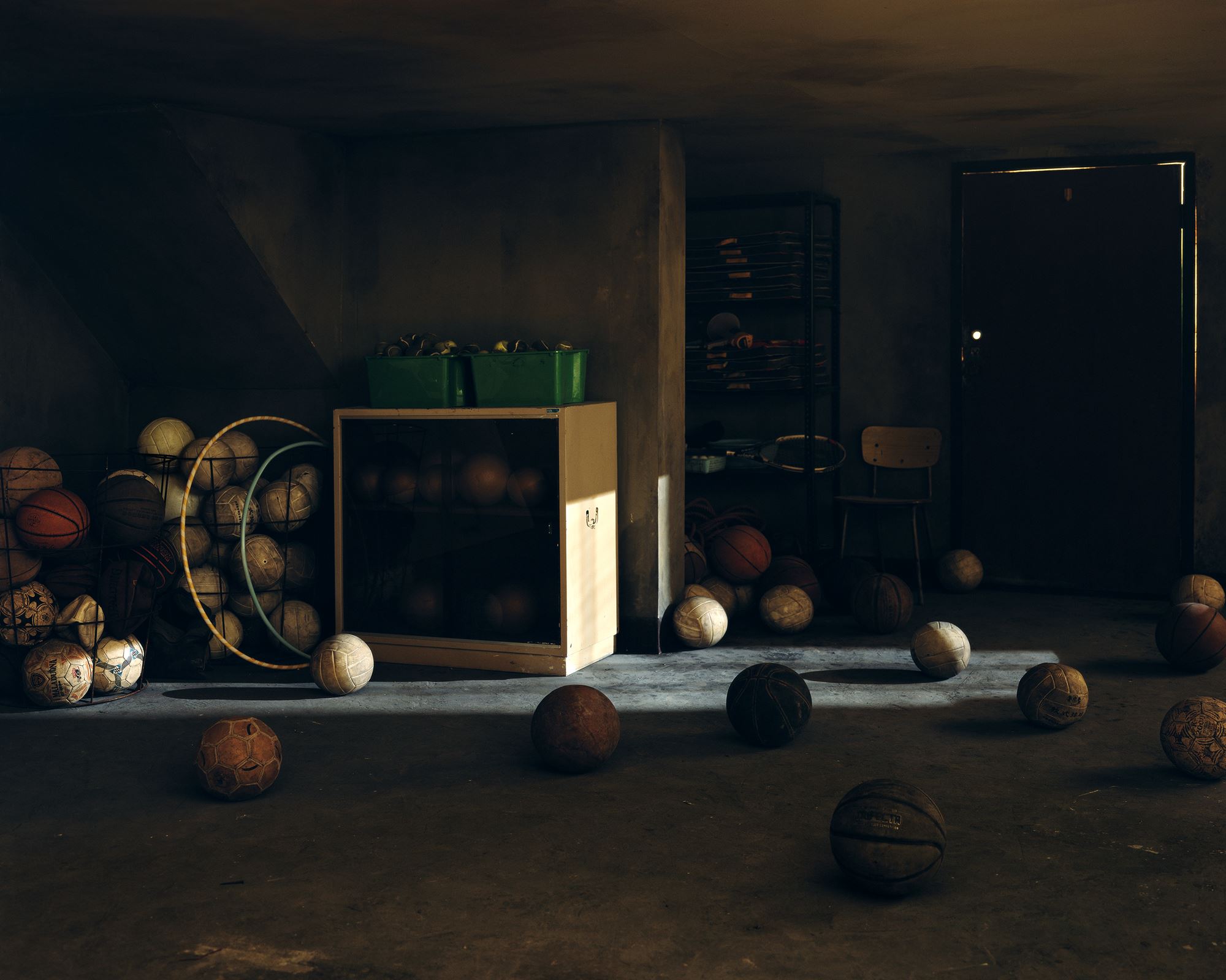 Chen Wei Biography, Artworks & Exhibitions | Ocula Artist