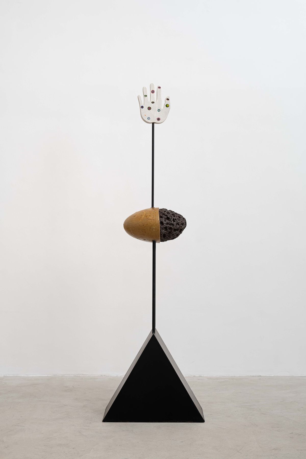 Personagem Sensível [Sensitive Character], 1988 by Megumi Yuasa | Ocula