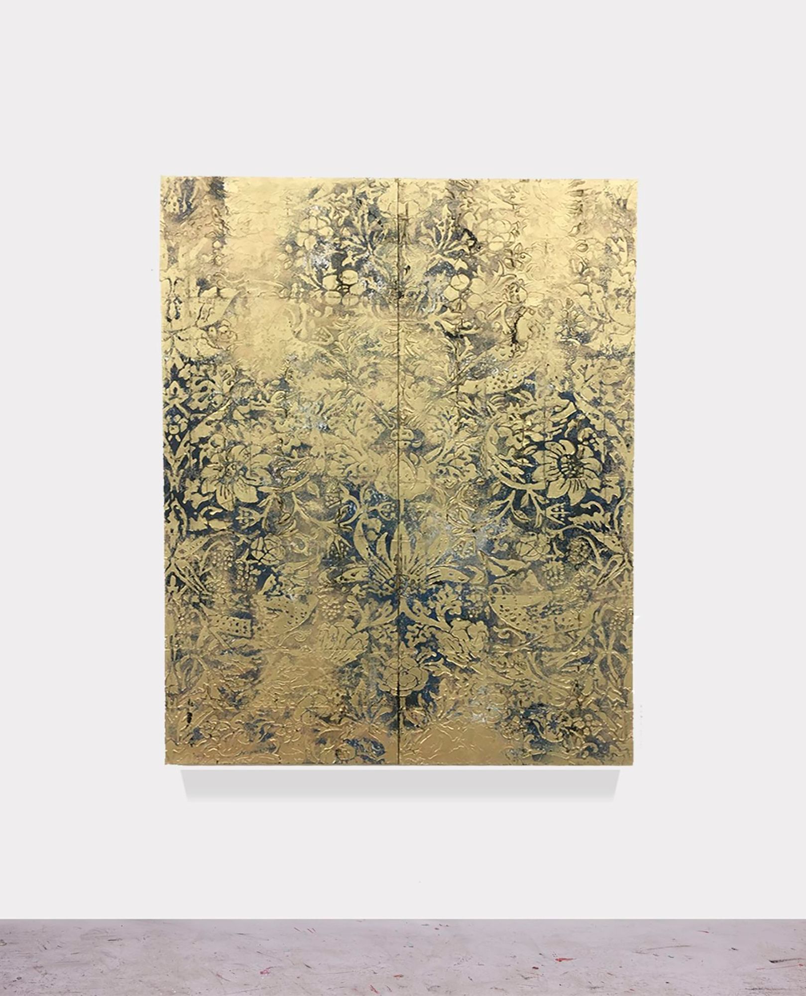 Hugo McCloud Biography, Artworks & Exhibitions | Ocula Artist