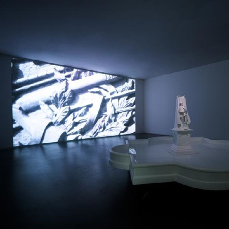 Hu Wei's Art For Sale, Exhibitions & Biography | Ocula Artist