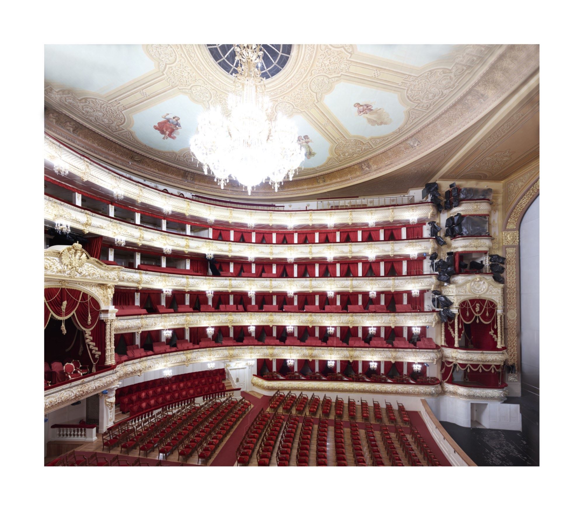 Candida Höfer Biography, Artworks & Exhibitions | Ocula Artist