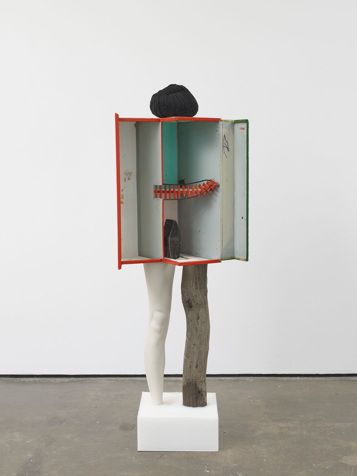 Alexandra Bircken Biography, Artworks & Exhibitions | Ocula Artist