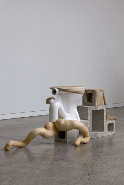 Sarah Lucas Artworks | Ocula Artist
