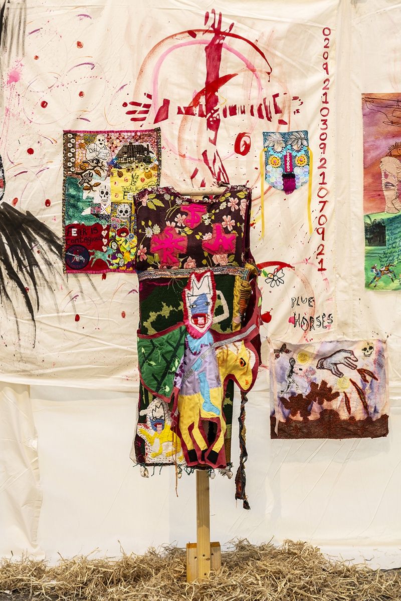 Delaine Le Bas' Art For Sale, Exhibitions & Biography | Ocula Artist