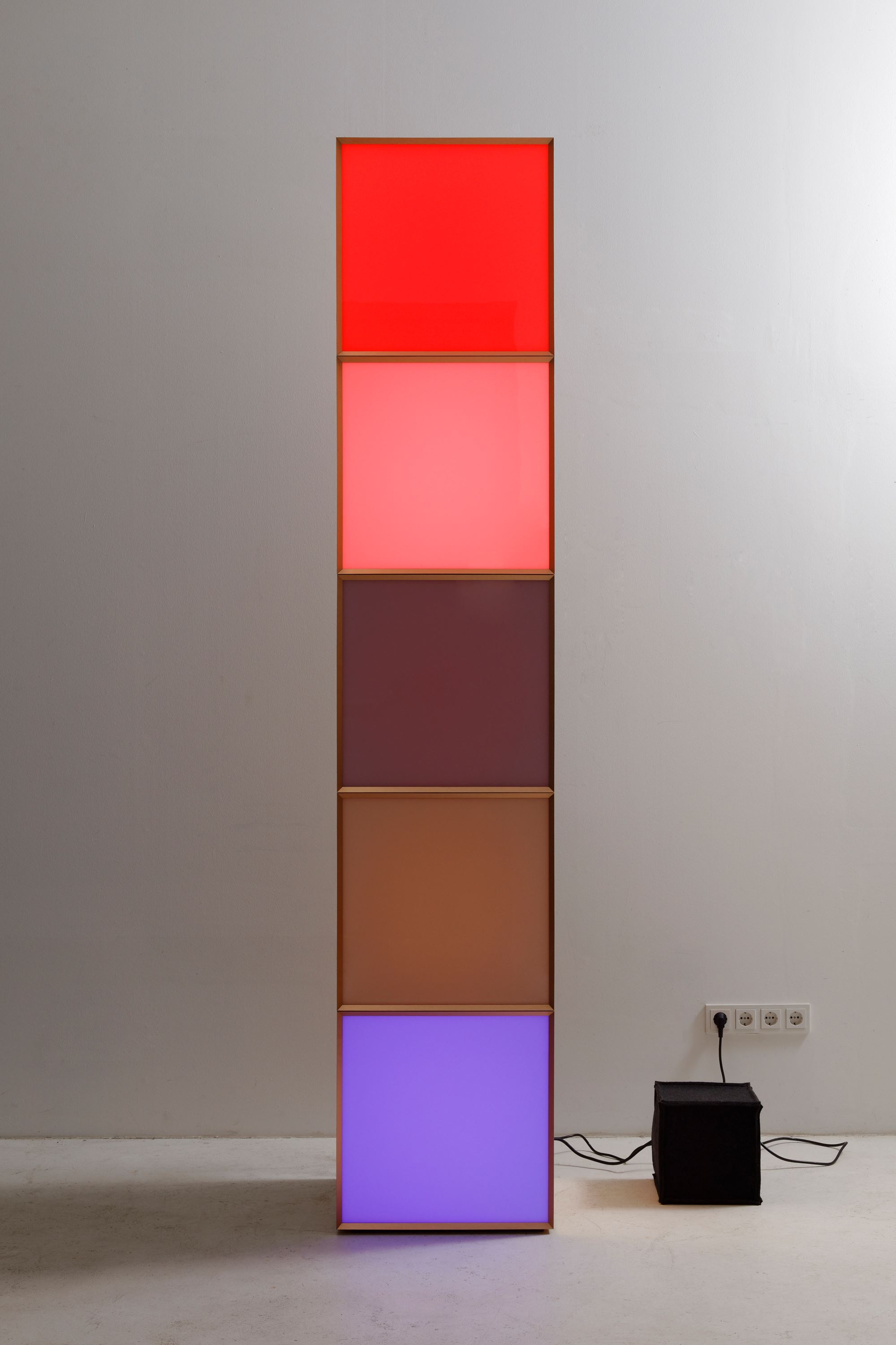 Angela Bulloch | Artist Profile, Exhibitions & Artworks | Ocula