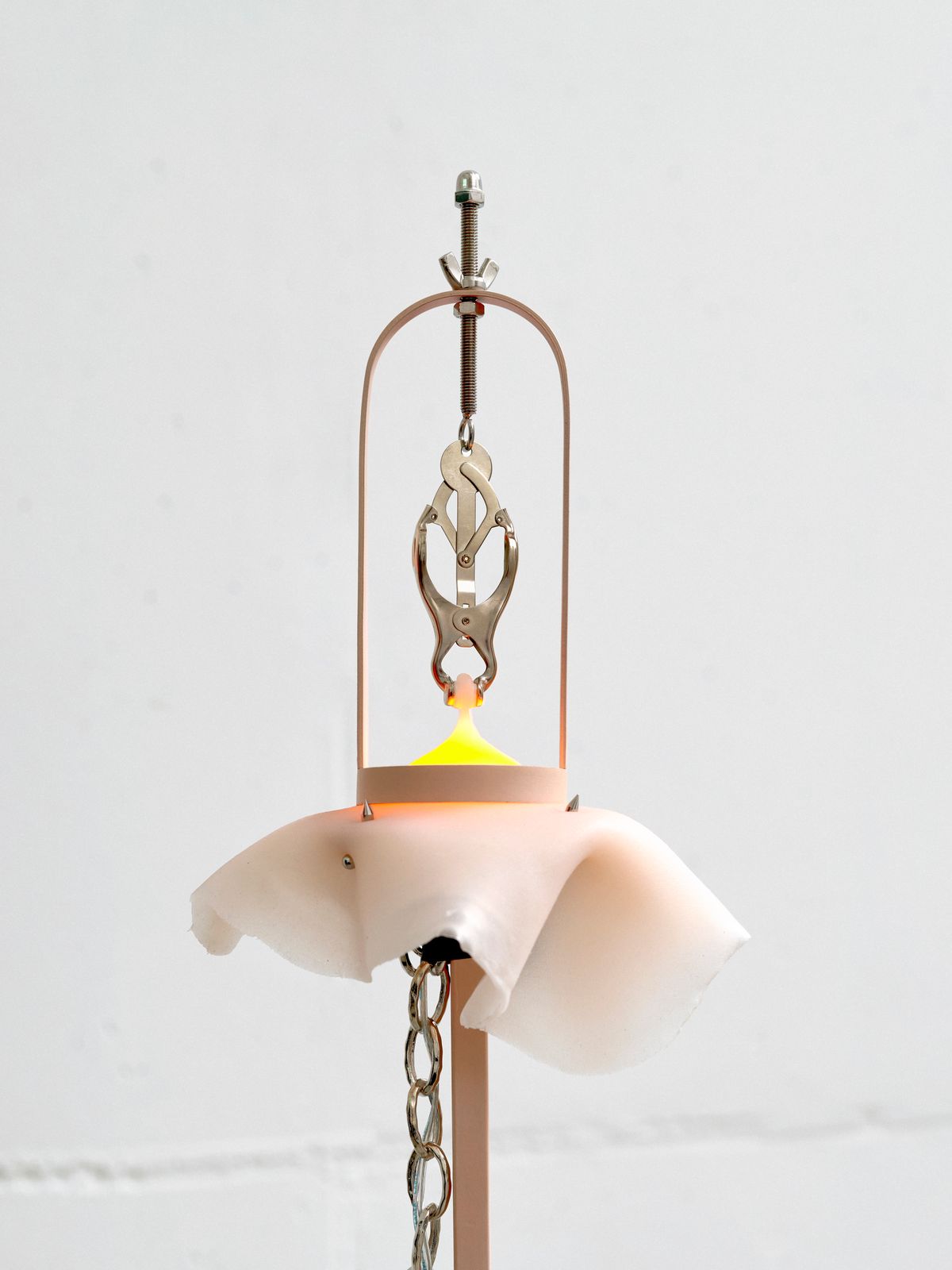 Dew Kim's Art For Sale, Exhibitions & Biography | Ocula Artist