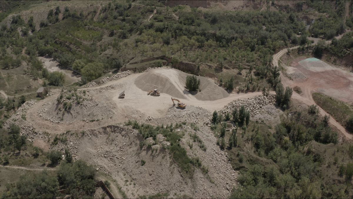 Han Qian Biography, Artworks & Exhibitions | Ocula Artist