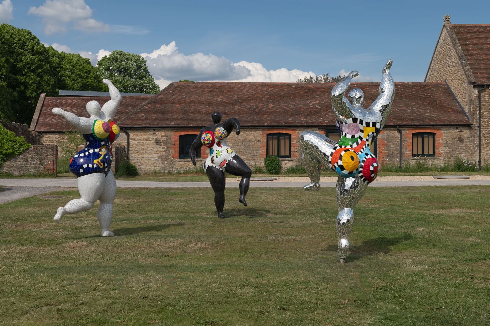 Boundless Bodies and Kinetic Contraptions | Ocula