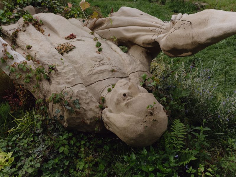 Iván Argote’s Giant Pigeon to Alight on New York’s High Line | Ocula