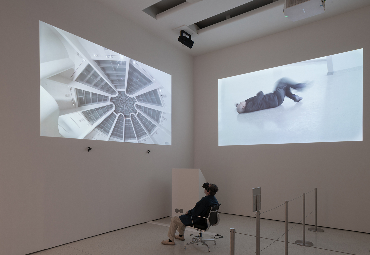 One Hand Clapping at the Guggenheim Museum, New York | Ocula