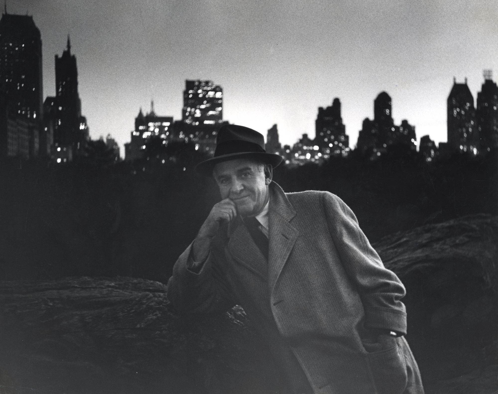 Louis Faurer Biography, Artworks & Exhibitions | Ocula Artist