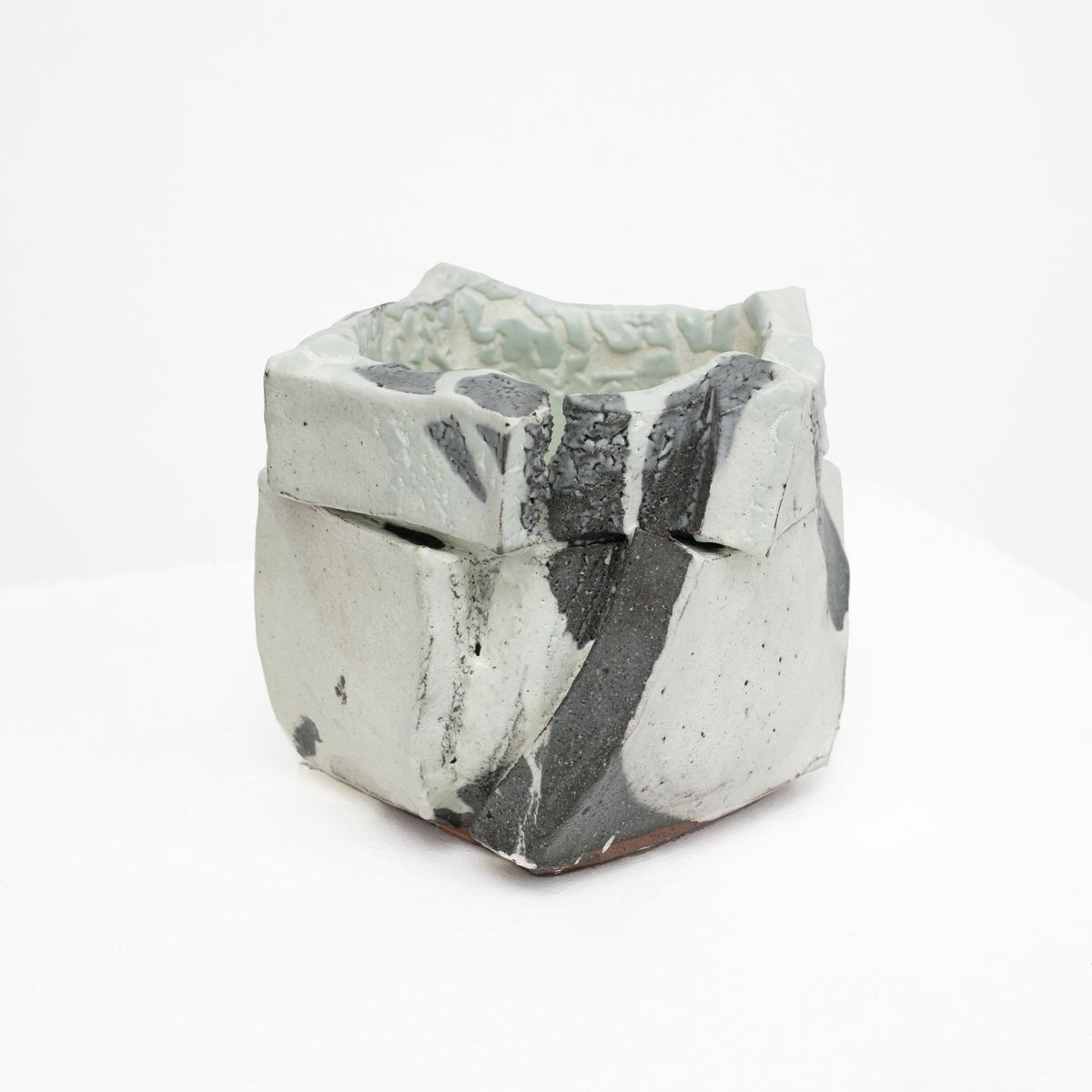 Shozo Michikawa Biography, Artworks & Exhibitions | Ocula Artist