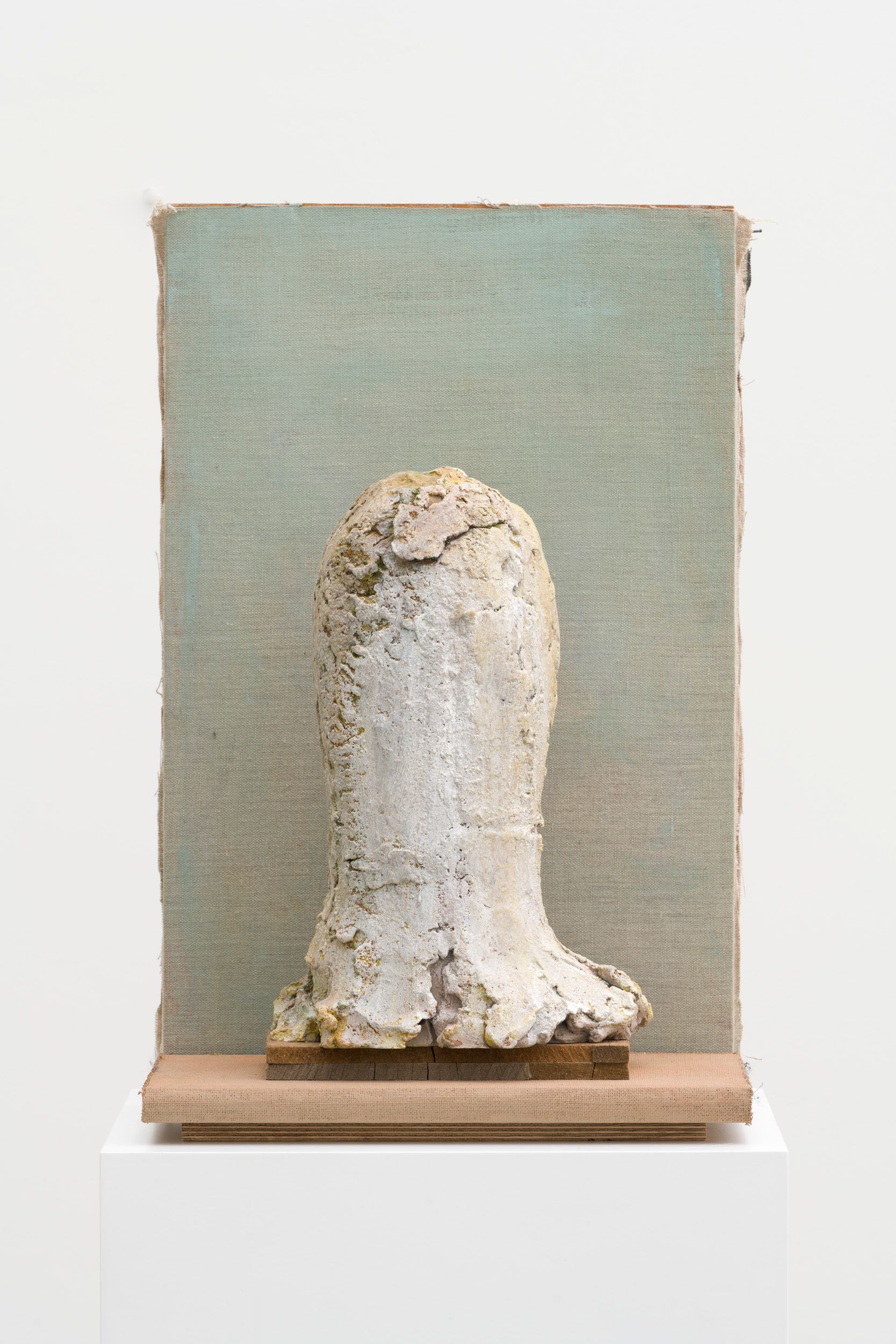 Mark Manders Biography, Artworks & Exhibitions | Ocula Artist