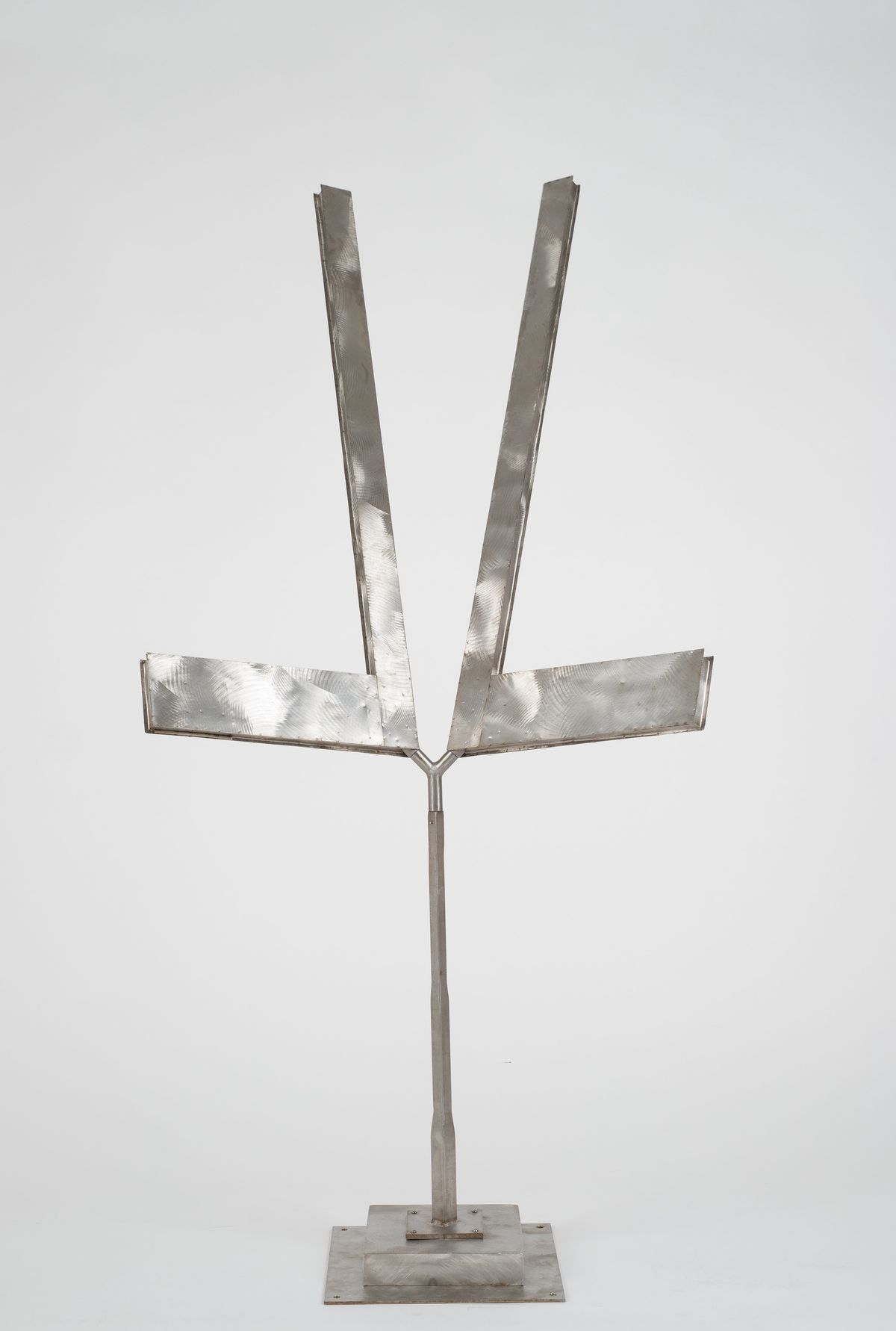 George (Warren) Rickey Biography, Artworks & Exhibitions | Ocula Artist