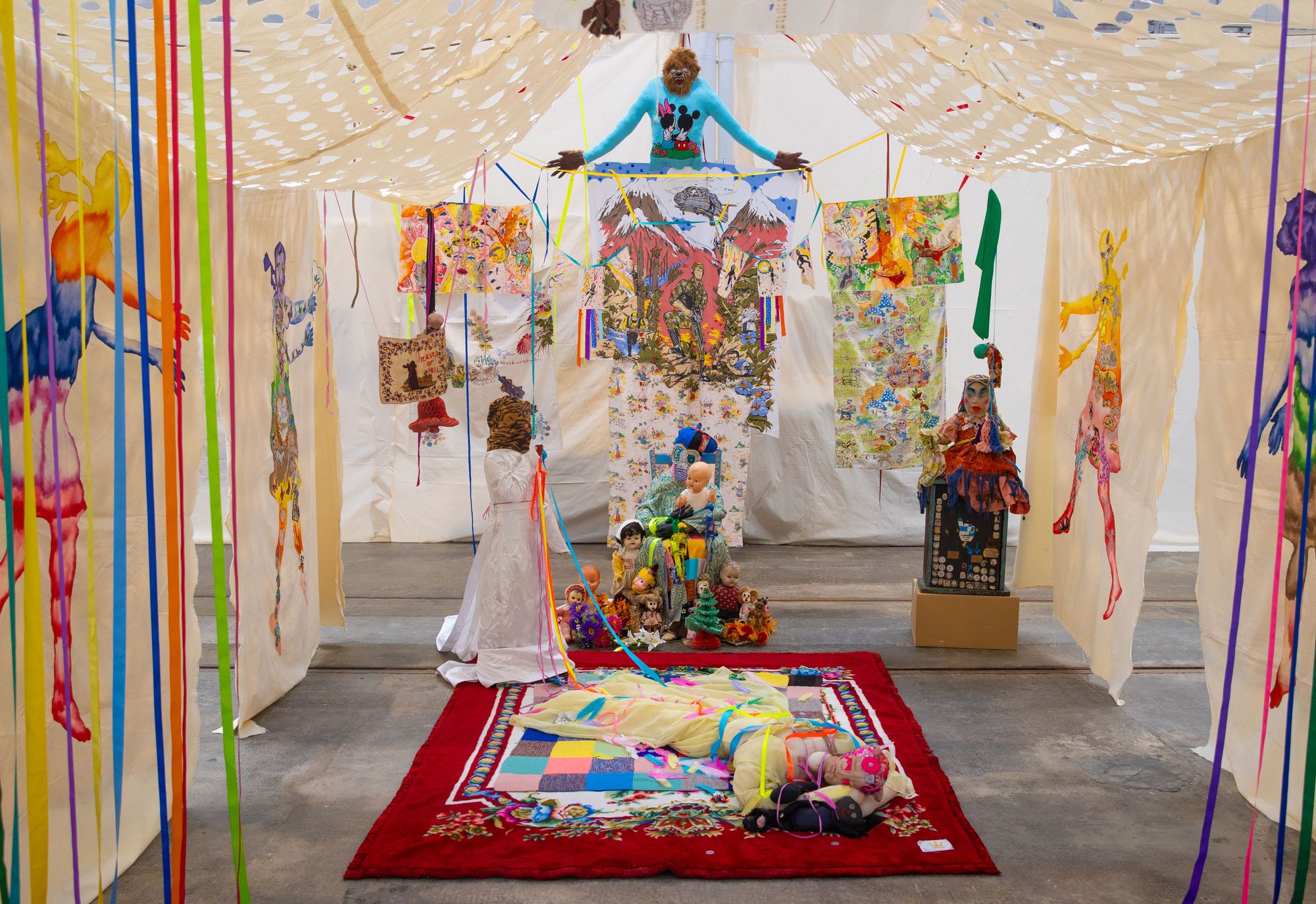 Delaine Le Bas' Art For Sale, Exhibitions & Biography | Ocula Artist