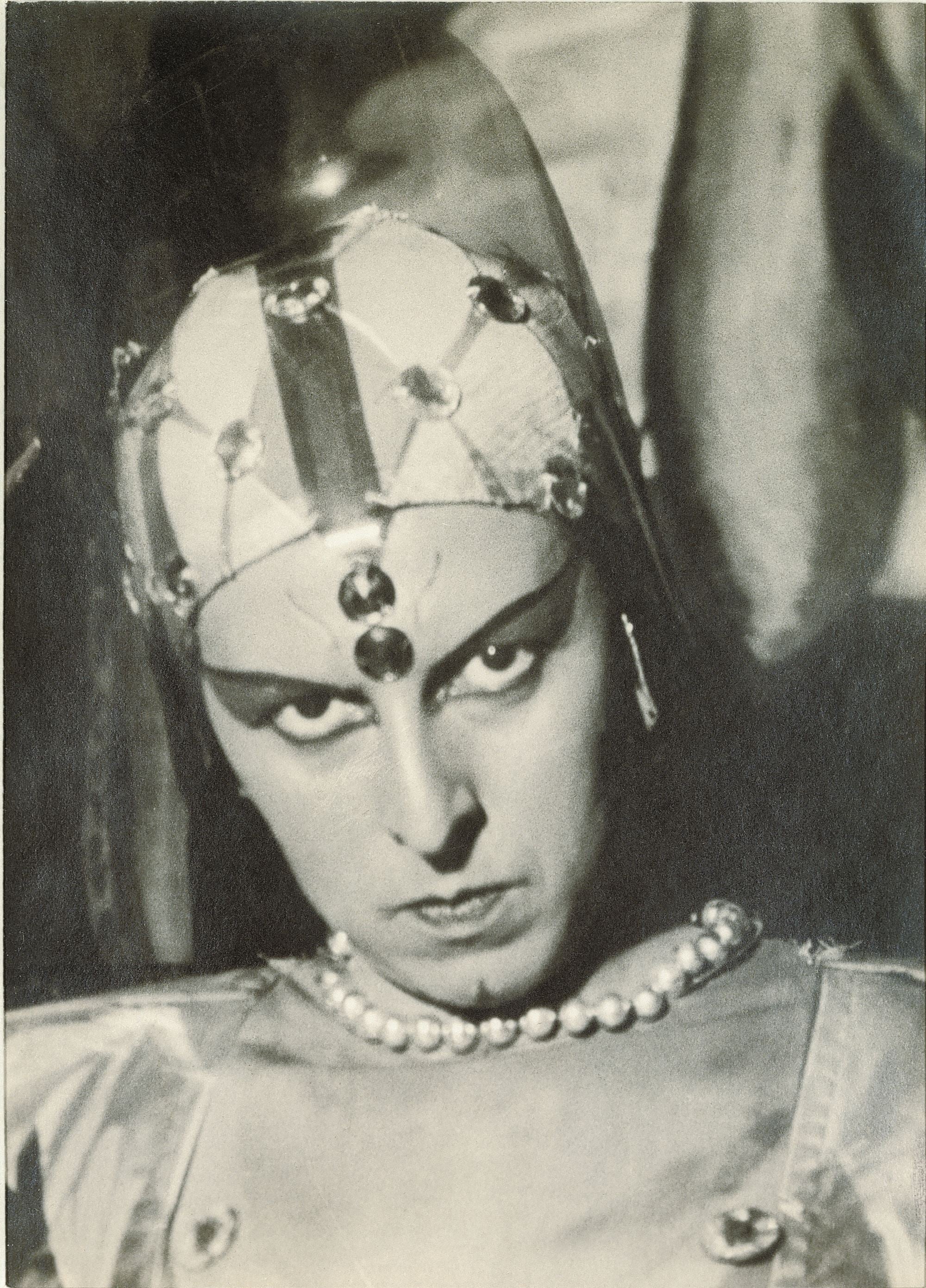 Claude Cahun Biography, Artworks & Exhibitions | Ocula Artist