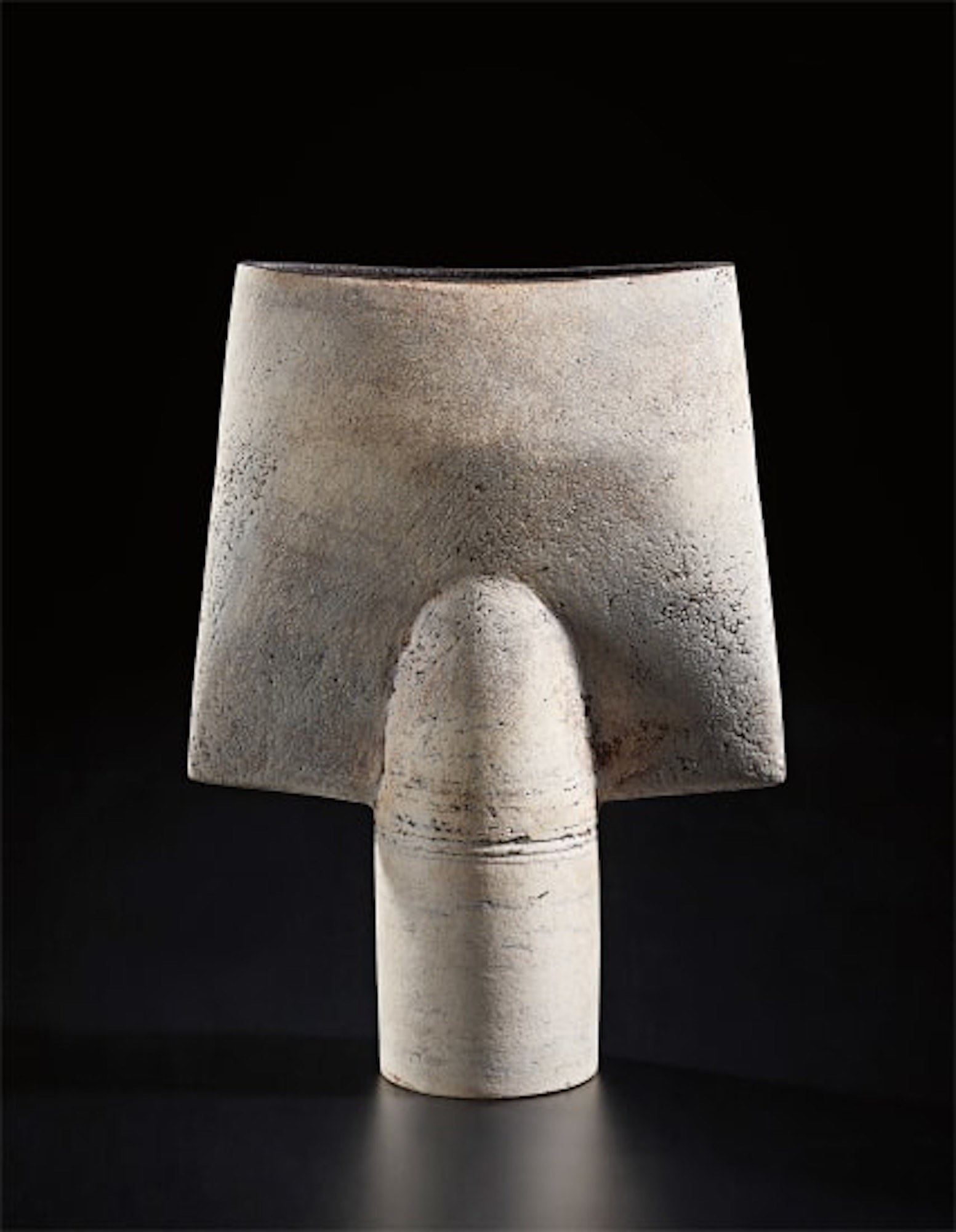 Hans Coper Biography, Artworks & Exhibitions | Ocula Artist