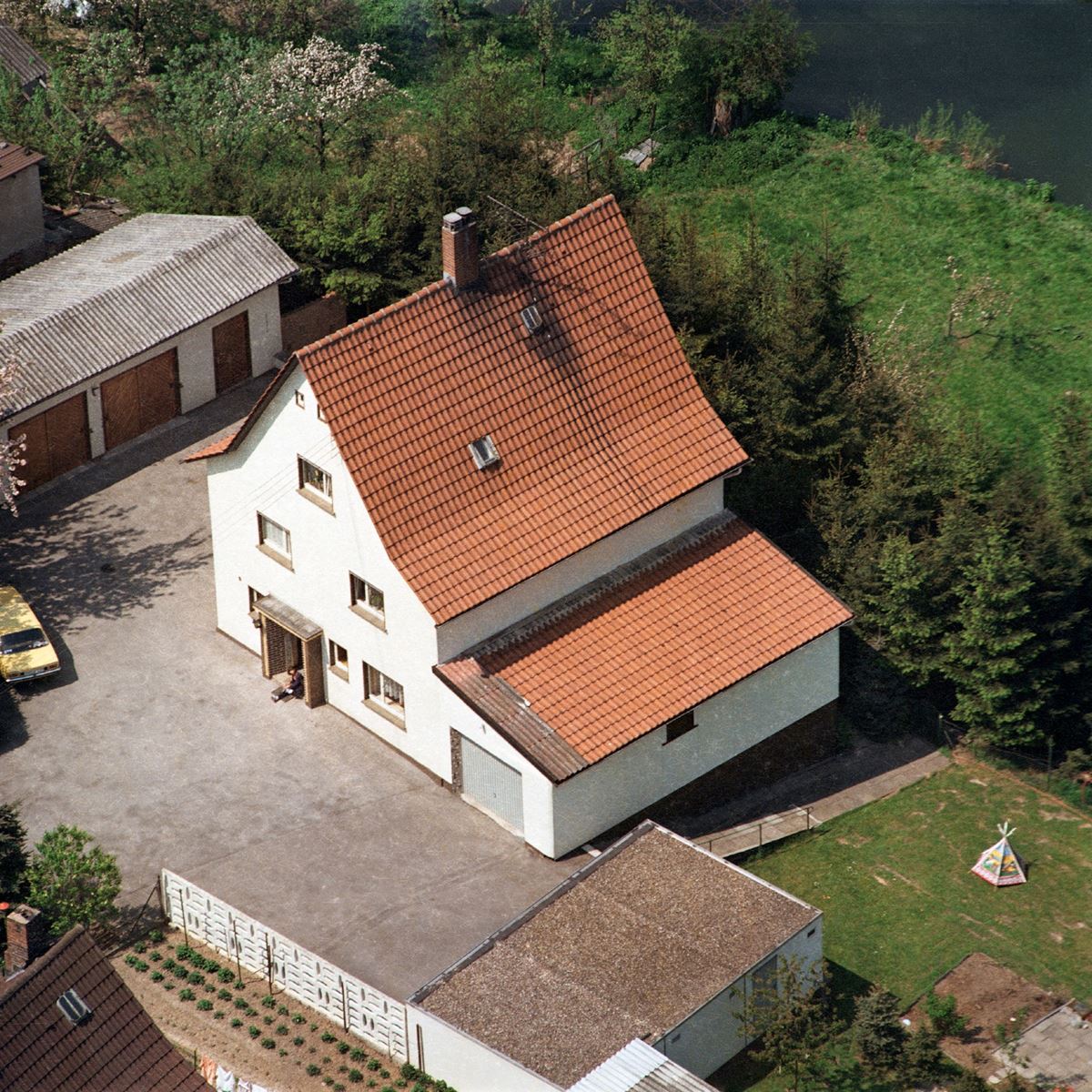 Peter Piller Artworks | Ocula Artist