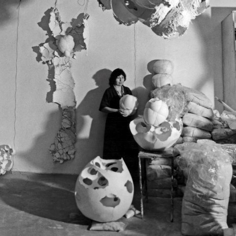 Maria Bartuszová Biography, Artworks & Exhibitions | Ocula Artist