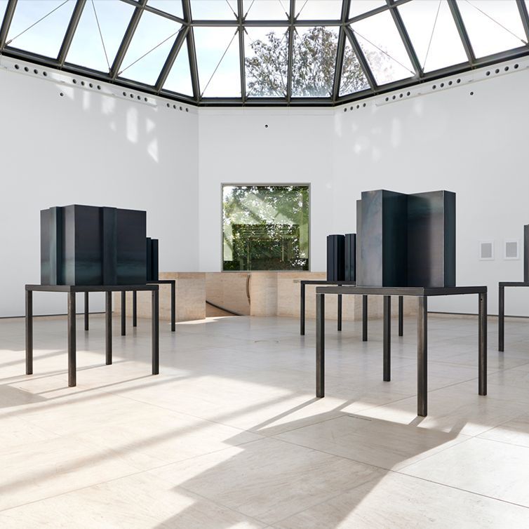 Sung Tieu's Art For Sale, Exhibitions & Biography | Ocula Artist