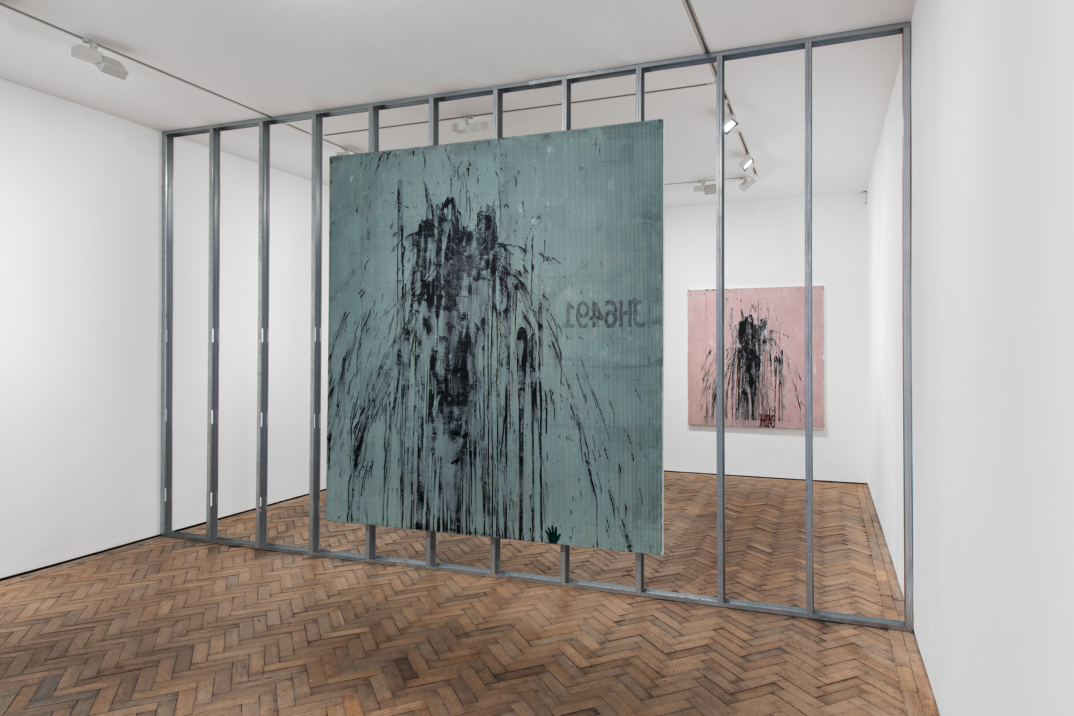 Jacqueline Humphries’ Disruptive Mark-Making at Modern Art | Ocula