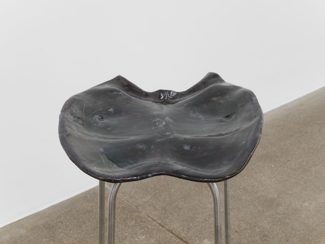 Julia Phillips' Art For Sale, Exhibitions & Biography | Ocula Artist