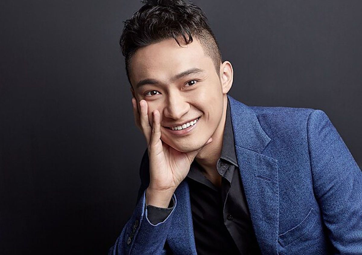 Crypto Billionaire Justin Sun Eats $6.2m Banana | Ocula