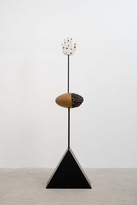Personagem Sensível [Sensitive Character], 1988 by Megumi Yuasa | Ocula