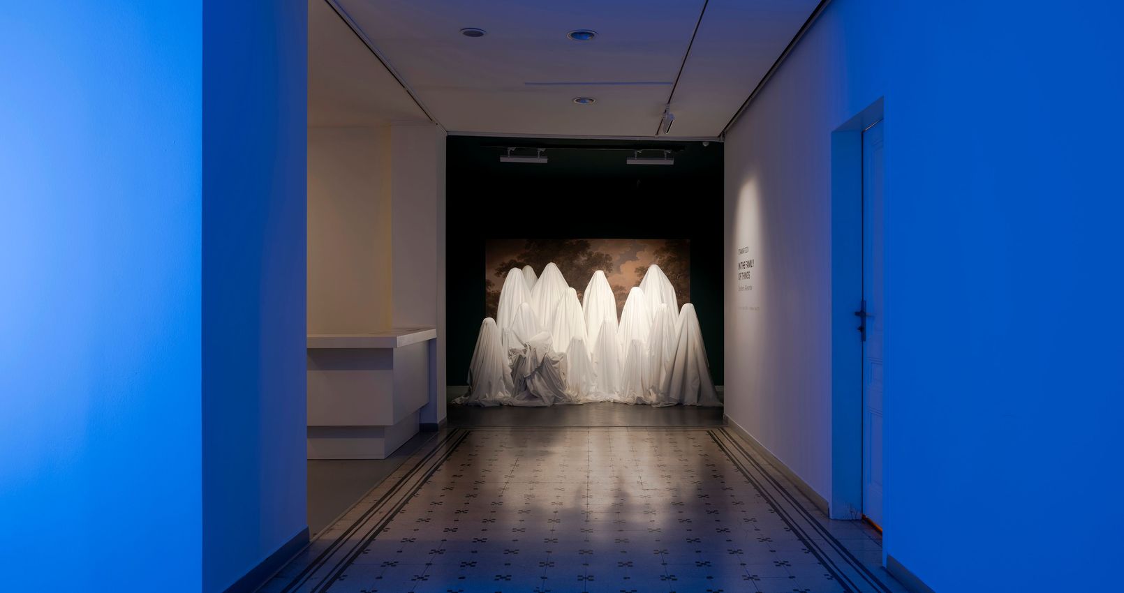 Itamar Gov, 'In the Family of Things' at Zilberman, Istanbul, Turkiye ...