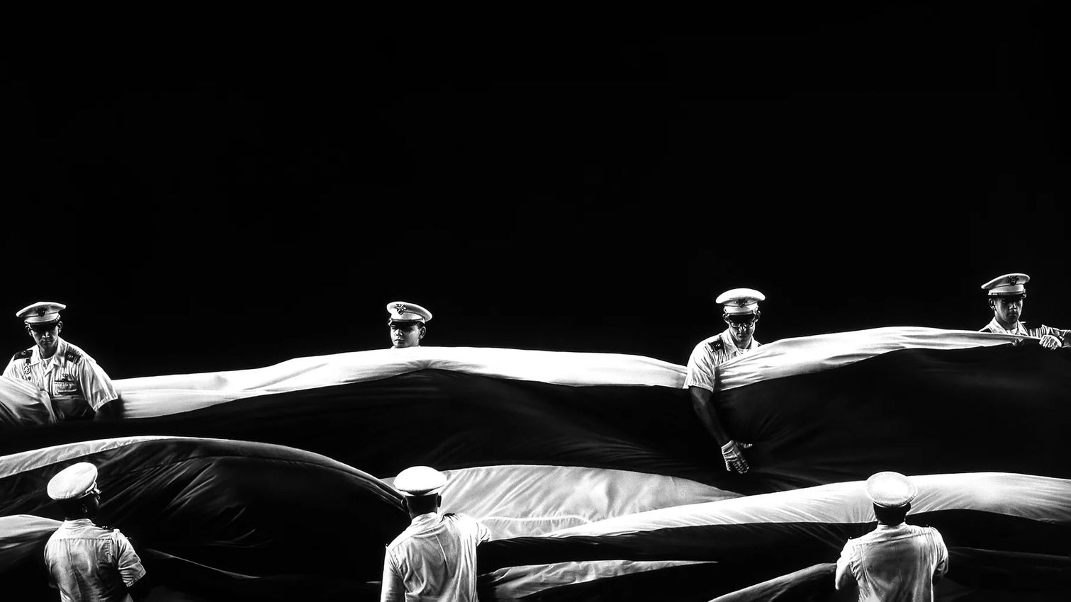 Robert Longo Artworks | Ocula Artist