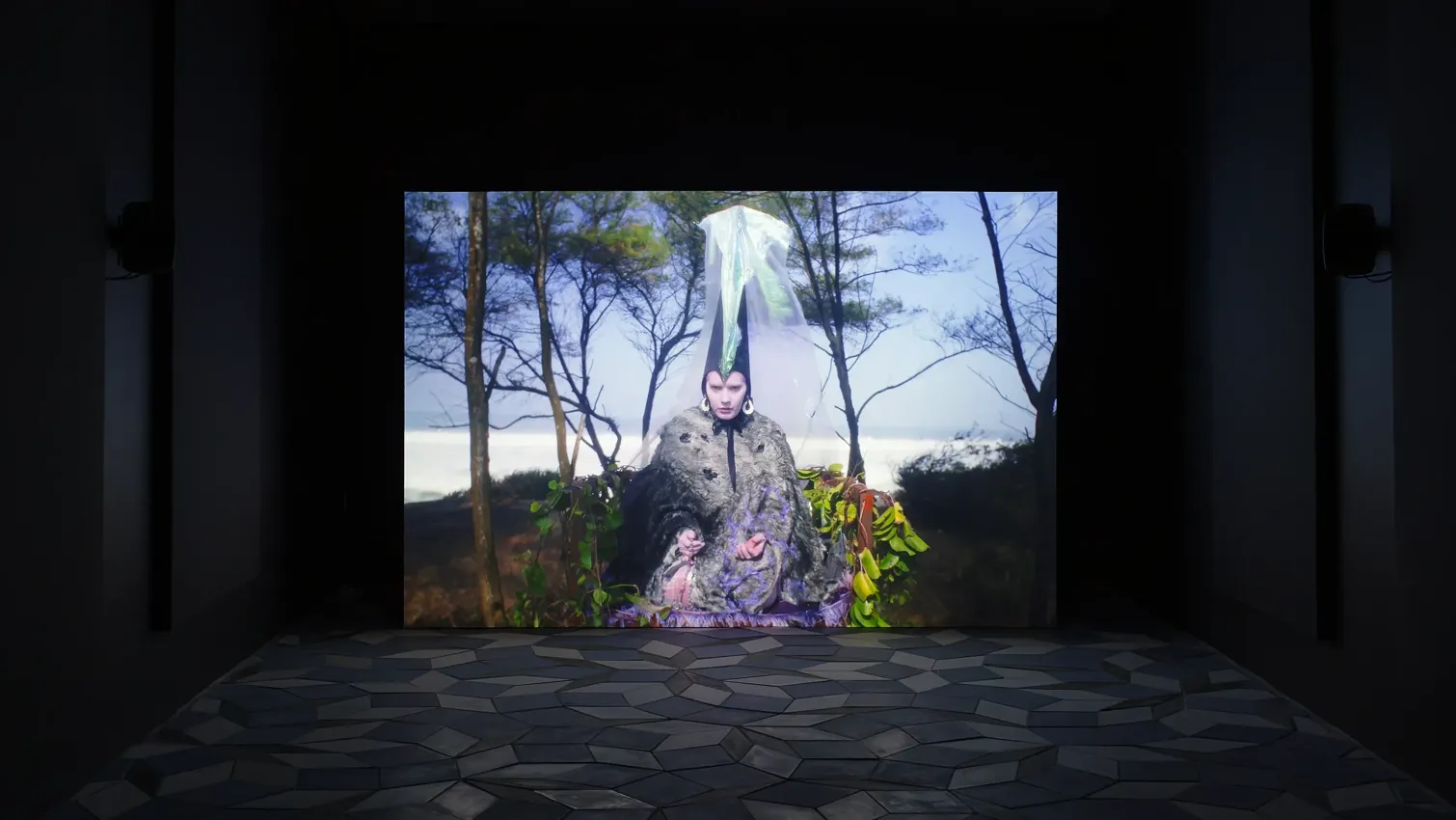 Riar Rizaldi's Art For Sale, Exhibitions & Biography | Ocula Artist