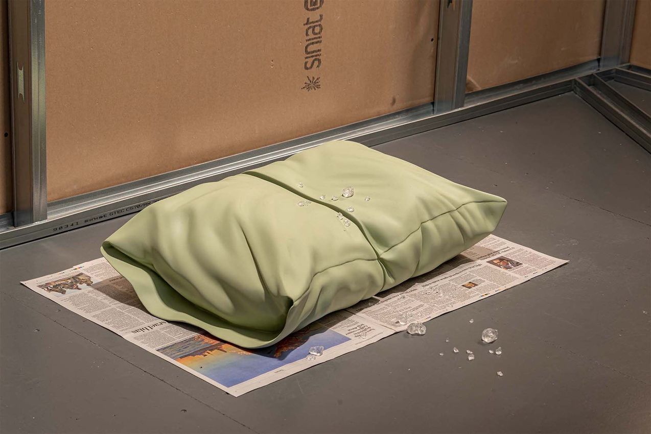 Richard Dean Hughes Exhibitions at leading galleries | Ocula