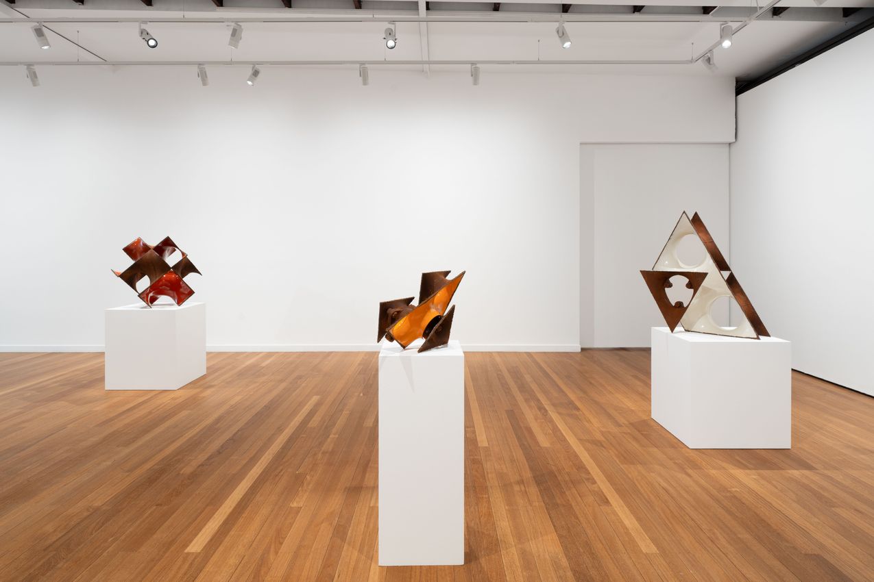 James Angus, 'New Sculpture' at Roslyn Oxley9 Gallery, Sydney ...