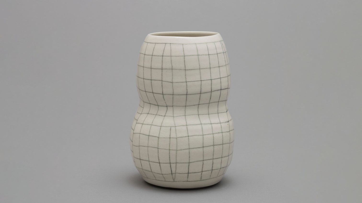 Shio Kusaka's Art For Sale, Exhibitions & Biography | Ocula Artist